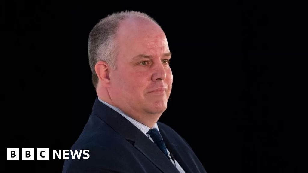 Conservatives should cease civil war, Andrew RT Davies says