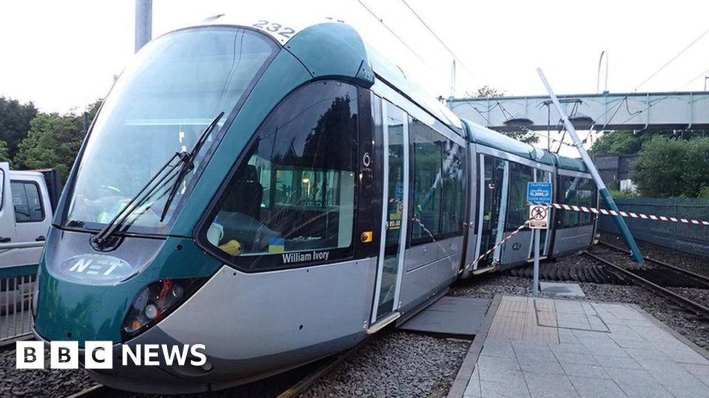 Nottingham tram derailed after driver missed track problem - BBC News