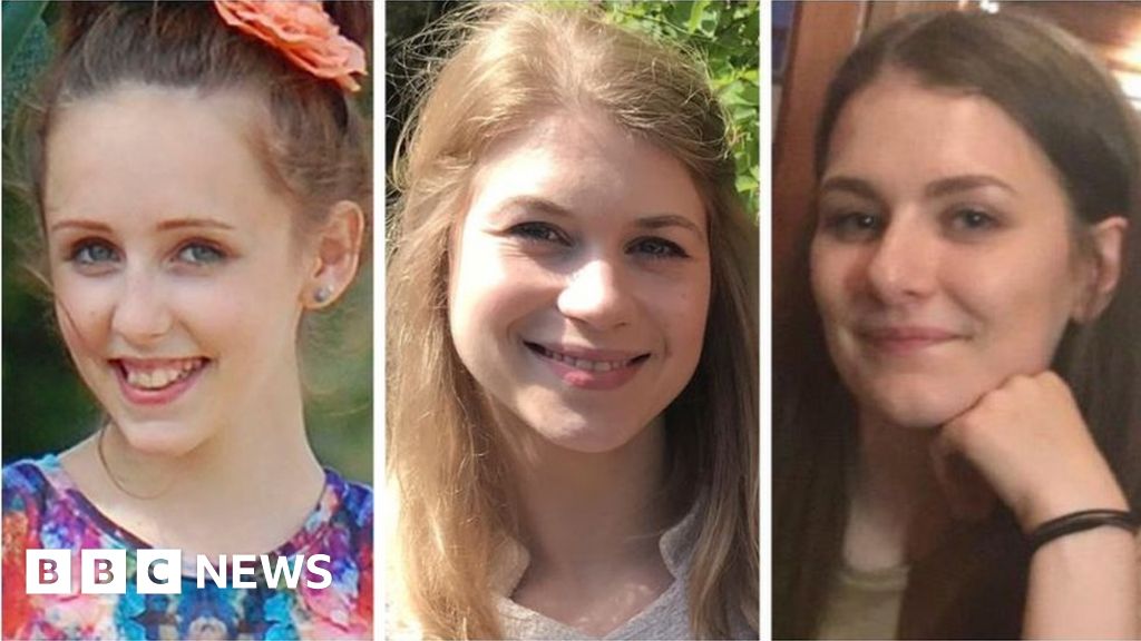 Violence against women: Loss, death and grieving in public - BBC News