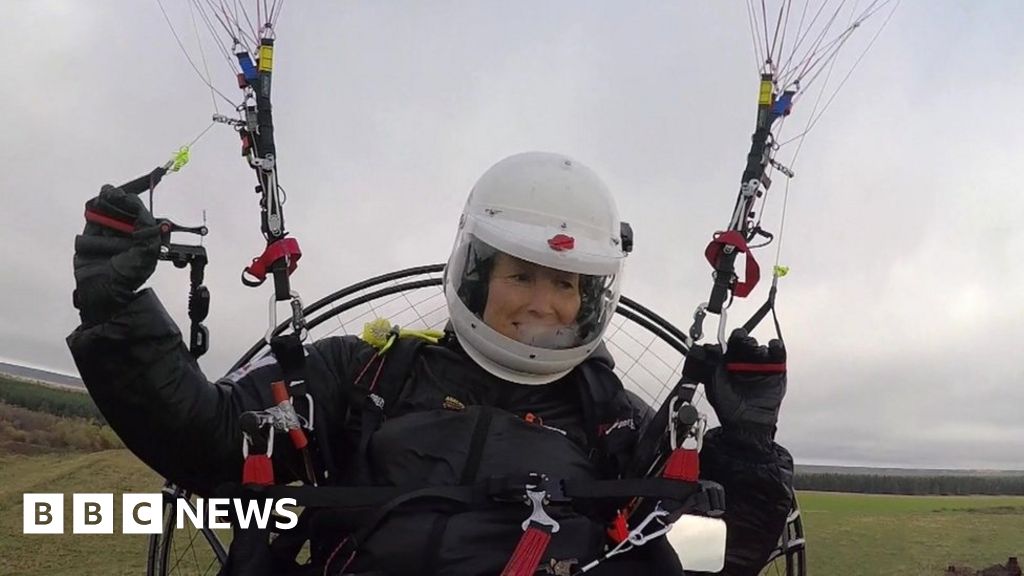 Why is this woman flying 4,500 miles? - BBC News