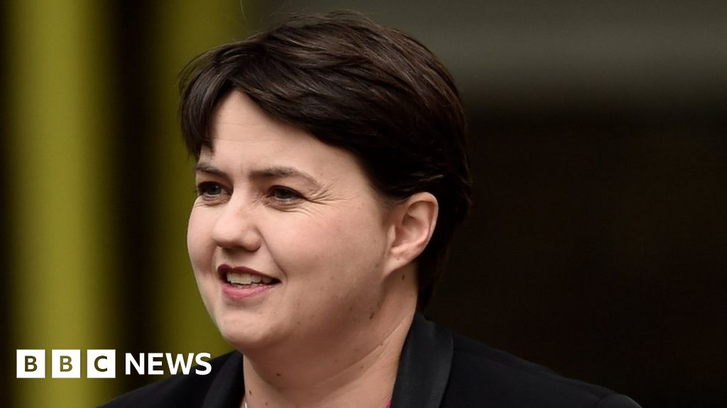 Ruth Davidson says Scotland 'should build more new towns' - BBC News