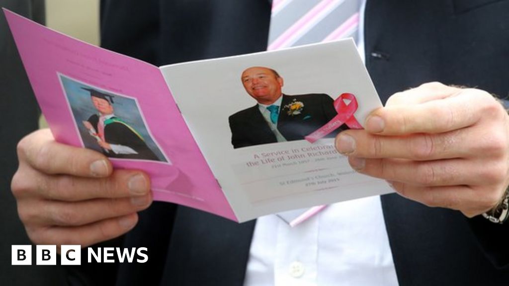 Tunisia attack: John Stollery funeral mourners wear pink - BBC News