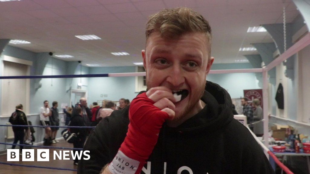 Boxer fights 25 rounds against 25 students for club fundraiser