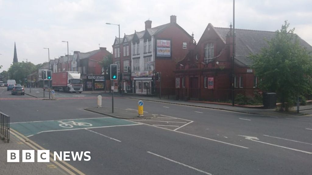 Early death rate reveals 'postcode lottery' - BBC News