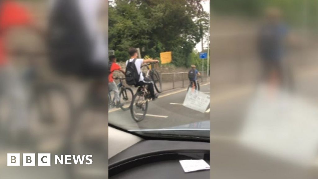 'Dangerous' Cardiff group cycling investigated by police