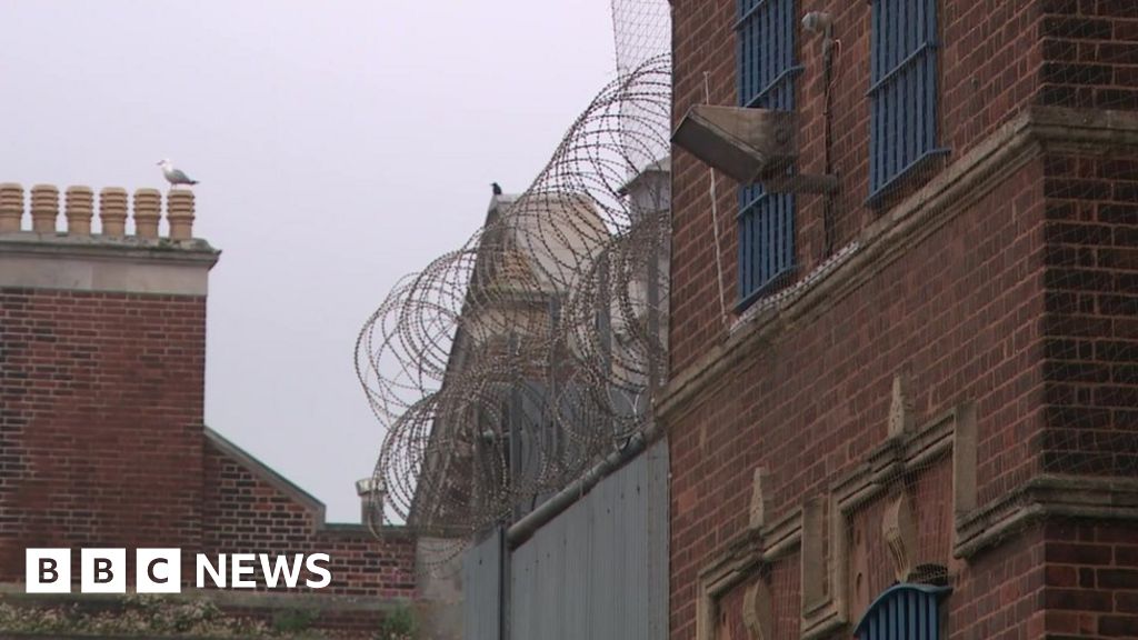 HMP Exeter: Jail makes 'no progress' on tackling drugs - BBC News
