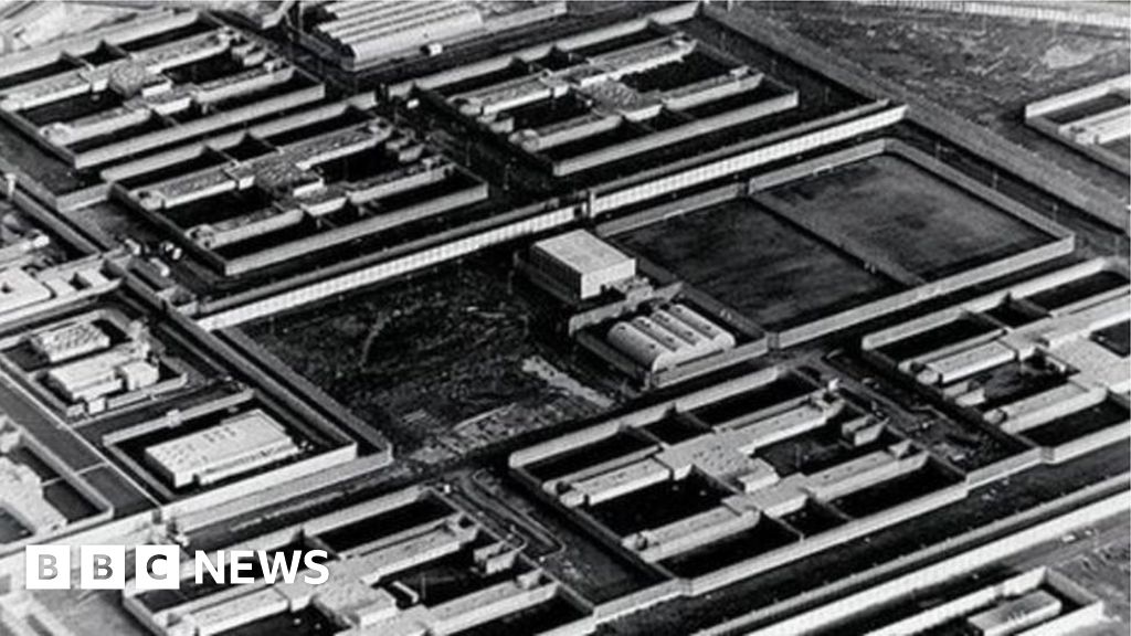 Kevin Artt, Maze Prison escapee, has convictions quashed - BBC News