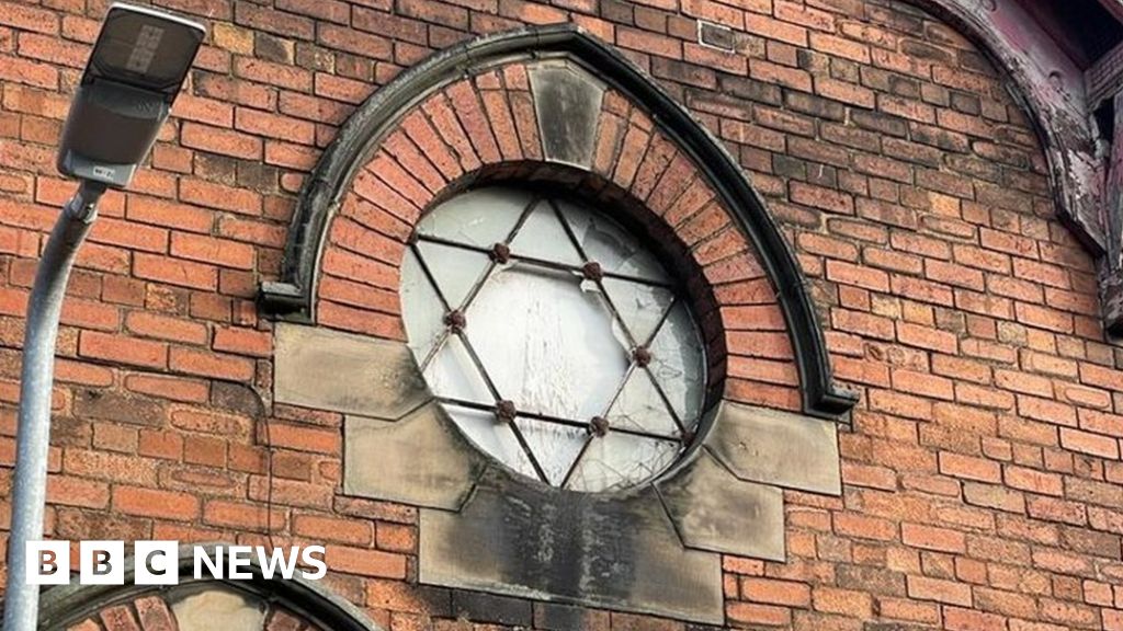 Carlisle: Star of David window at Carr's factory to be restored - BBC News