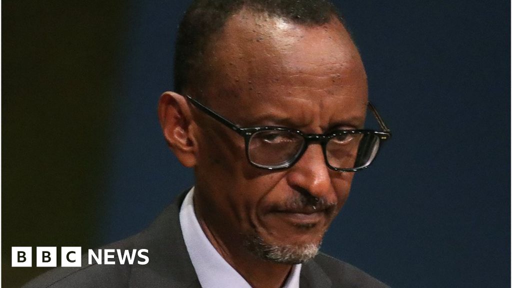 Rwanda genocide: Kagame warns of 'showdown' with France - BBC News
