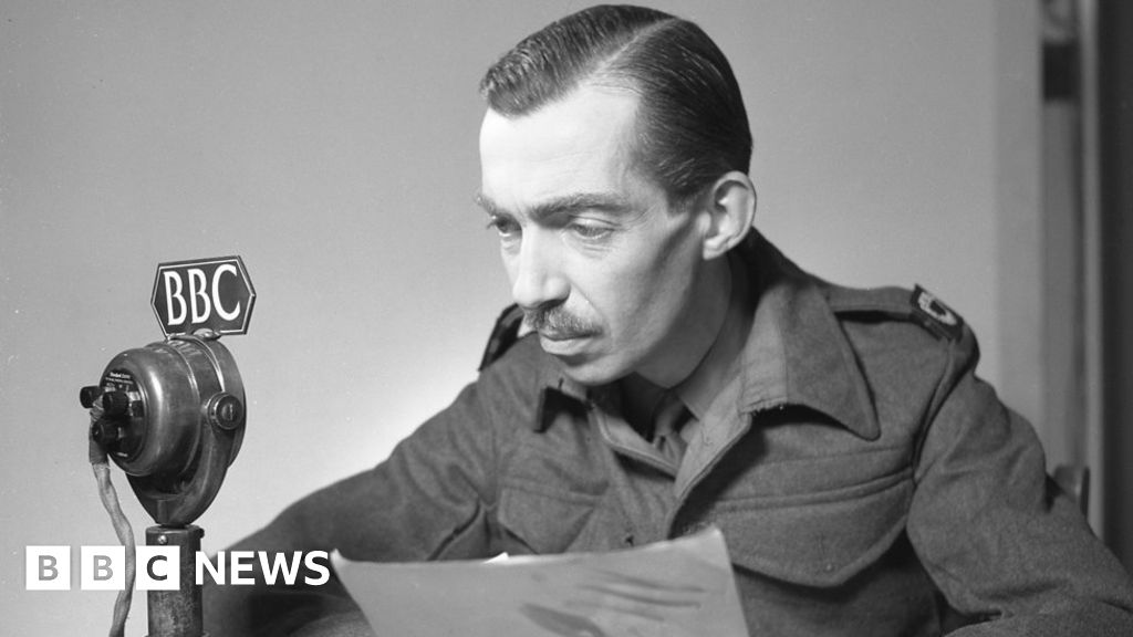 Edward Ward: The BBC man who was captured by Rommel - BBC News