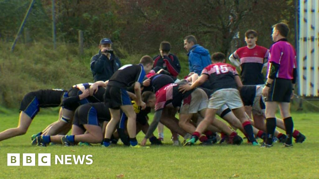 Belfast: 'First Catholic grammar' in Ulster rugby Schools' Cup - BBC News
