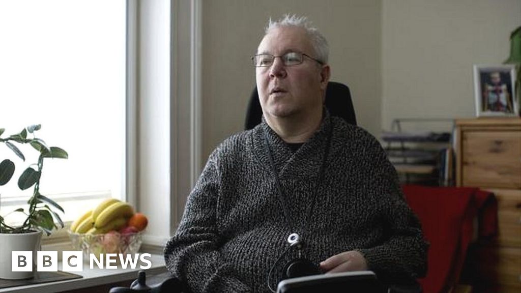 Paul Lamb: Assisted suicide campaigner dies aged 65 - BBC News