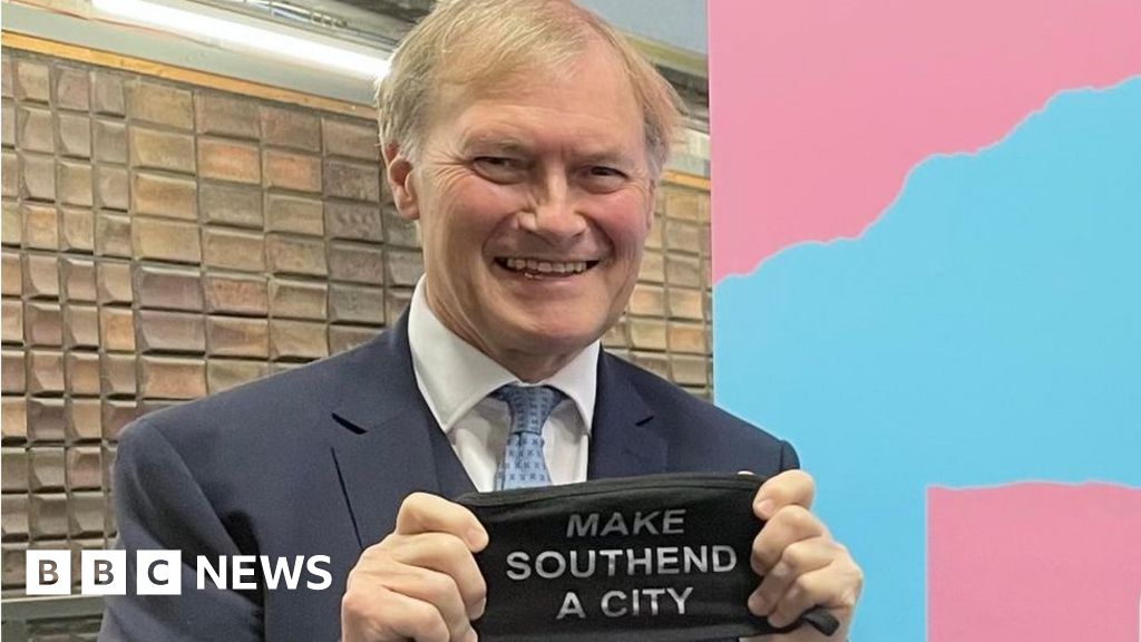 Sir David Amess: Applications open to replace Southend West MP - BBC News