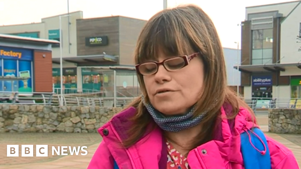 Partially sighted woman 'abused' for social distancing breaches - BBC News