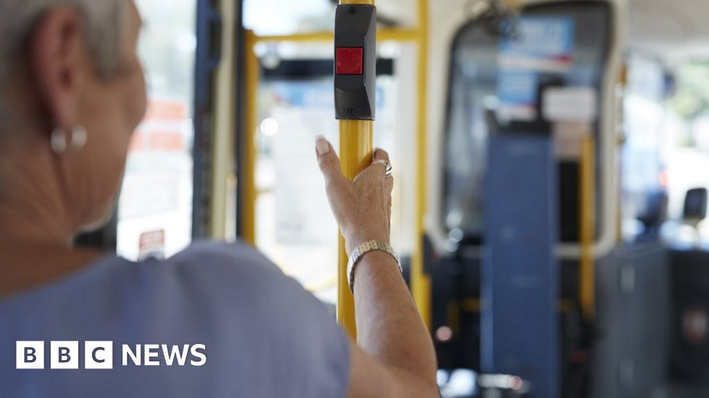 Somerset Council 'has no power' over bus depot closures - BBC News