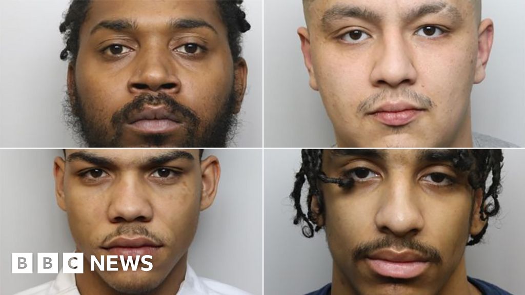 Jamie Meah: Murder suspects may have fled abroad - police - BBC News