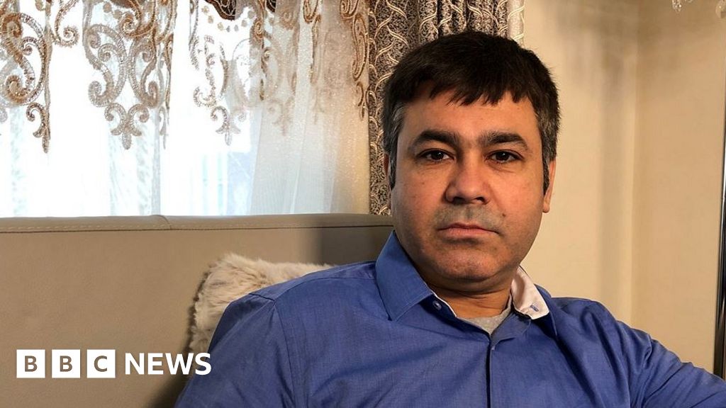 Derby man tells of Afghan family rescue mission - BBC News