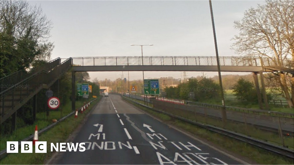 A405 crash: Man dies after car hits footbridge