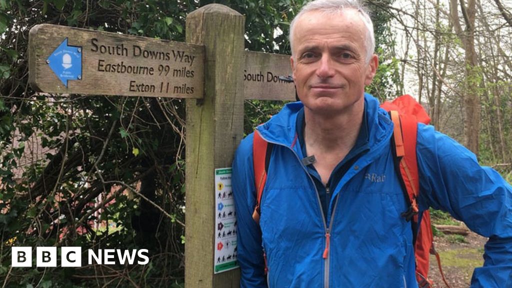 Climber Martin Moran's body 'still missing' in Himalayas - BBC News