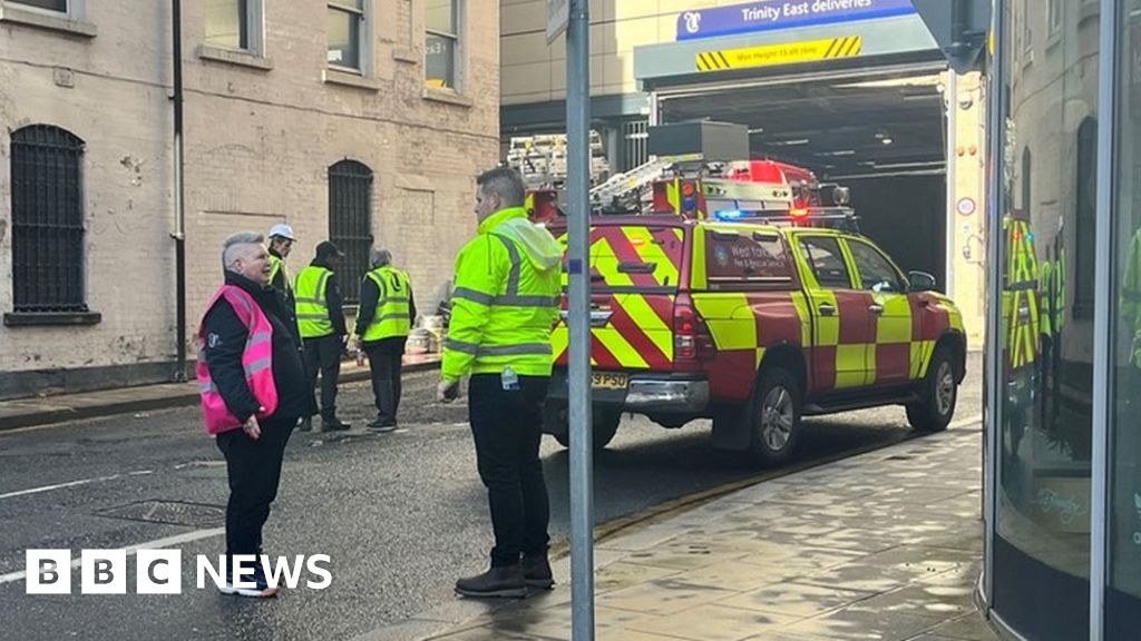 Trinity Leeds Shopping Centre Evacuated Over Small Fire Trinity Leeds Shopping Centre Evacuated Over Small Fire