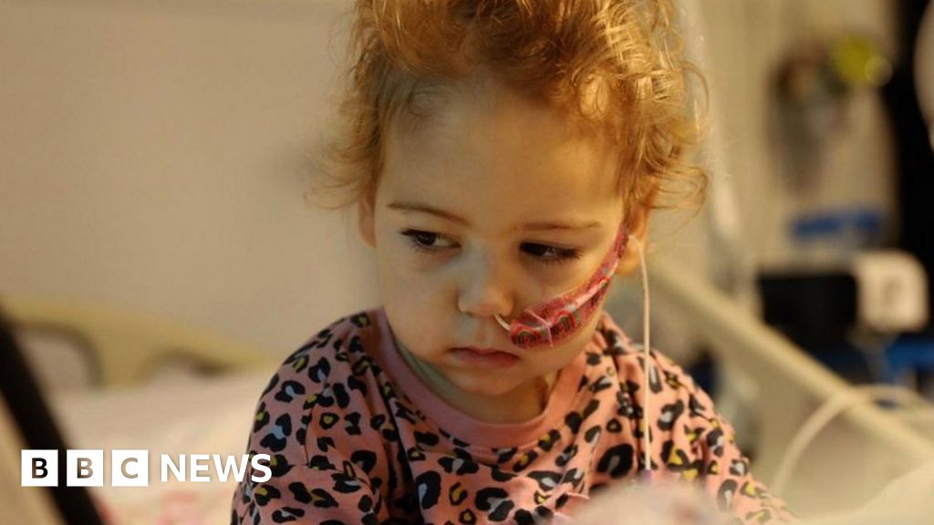 Childhood cancer: The two-year-old girl fighting for her life