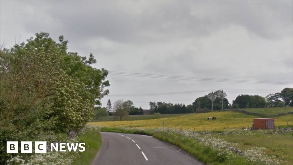 Three men die in two-vehicle crash in Buxton - BBC News