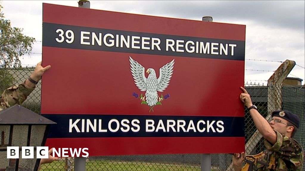 Call for unity over Kinloss barracks - BBC News