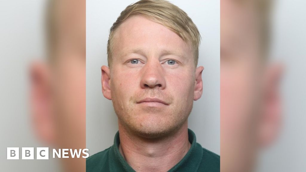 Warrington man jailed for knife rampage after crashing car