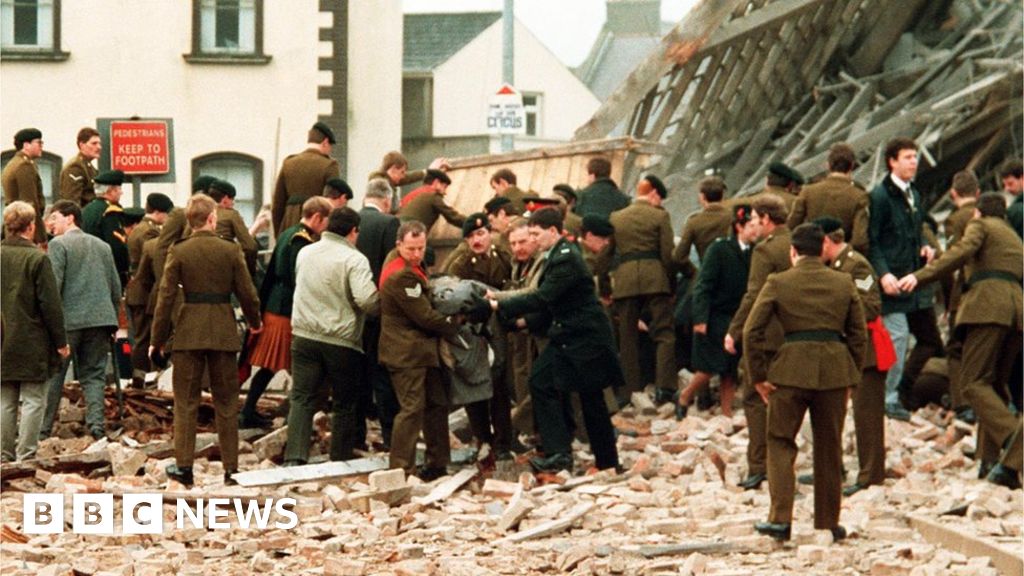 Libyan weapons: IRA victims 'abandoned' over compensation report delay