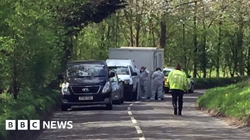 Three teenagers die as car hits trees near Pulham Market - BBC News