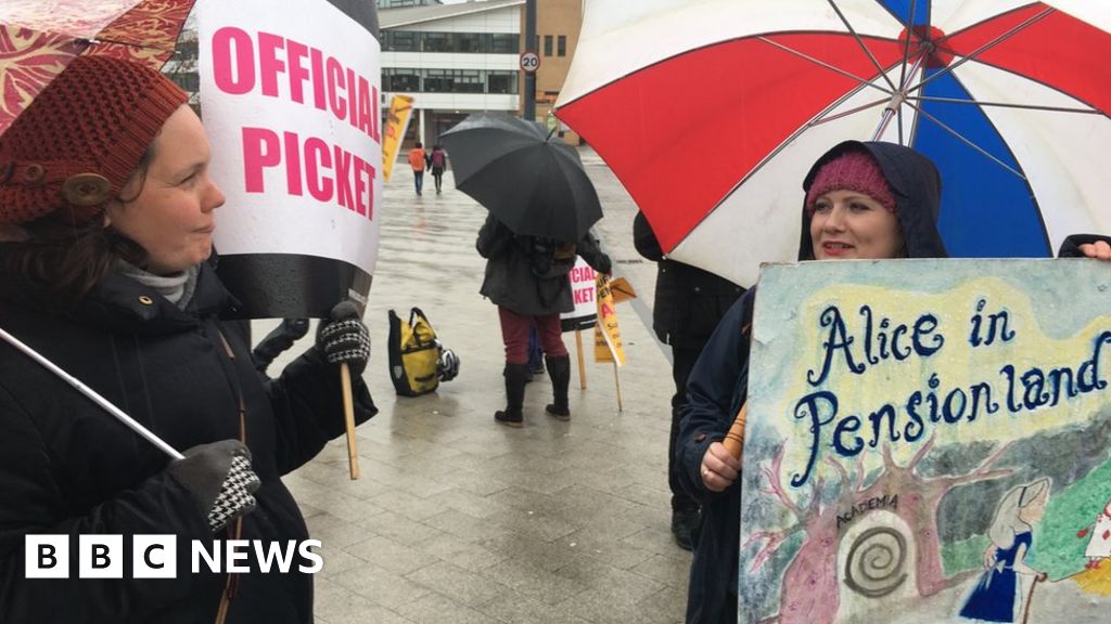Solidarity and determination on the PhD picket line - BBC News