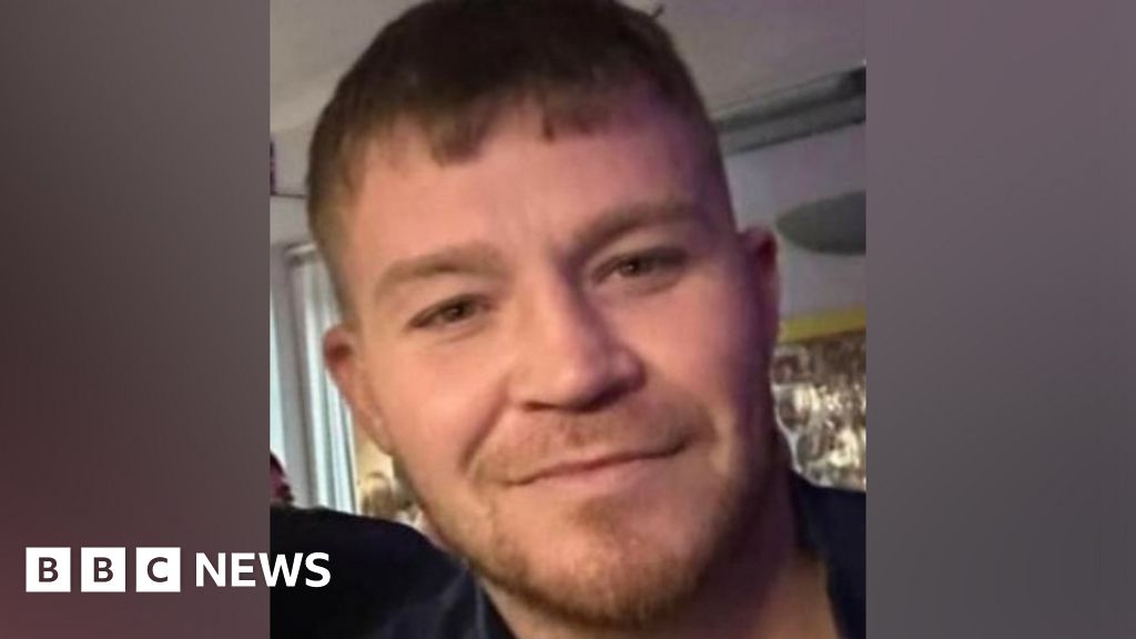 Ben Daly: Fifth arrest in shooting murder inquiry - BBC News