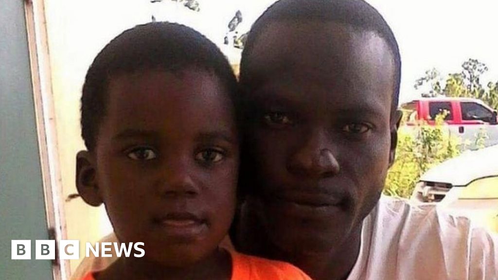 Hurricane Dorian: Desperate search for missing in Bahamas - BBC News