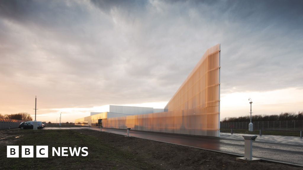 National archive for nuclear industry opens in Wick - BBC News