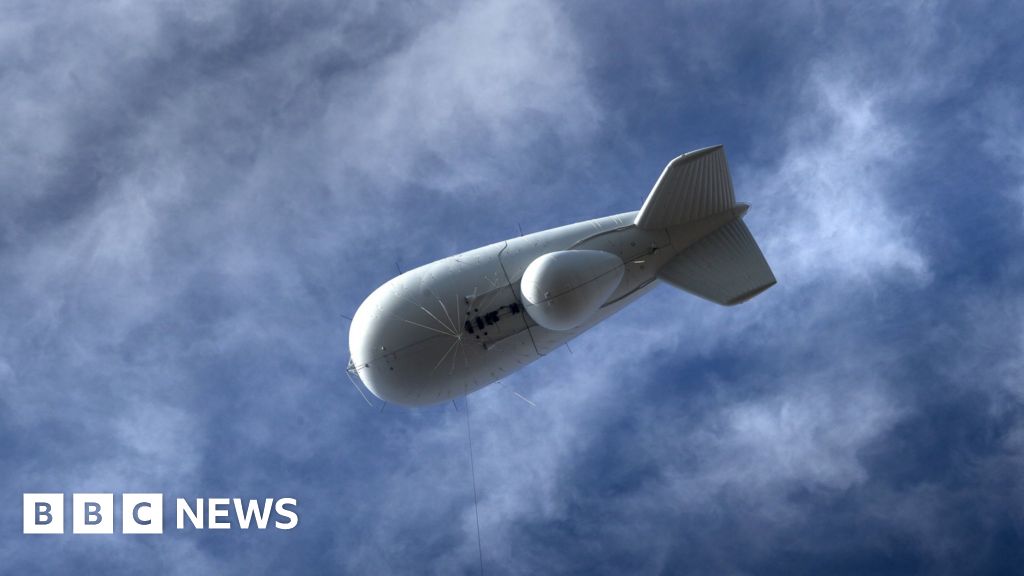 Escaped US defence blimp grounded - BBC News