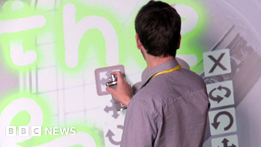Going high-tech at your conference - BBC News