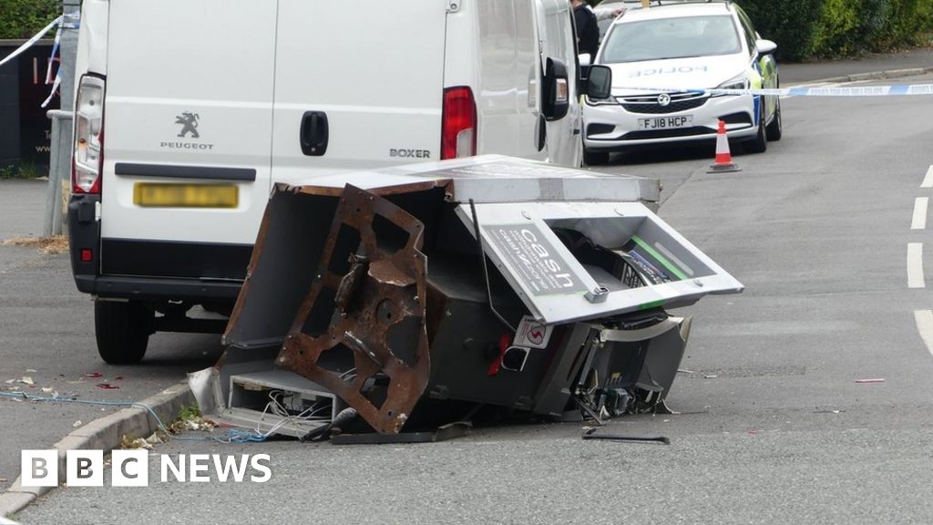 Attenborough ATM raid: Thieves wreck machine but flee empty-handed ...
