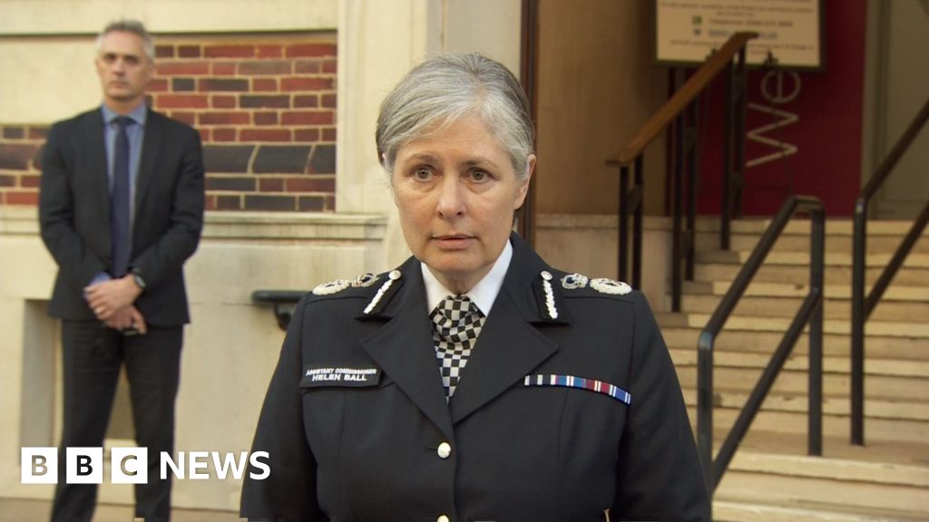 Stephen Port: Police say they are 'deeply sorry' over failings in ...