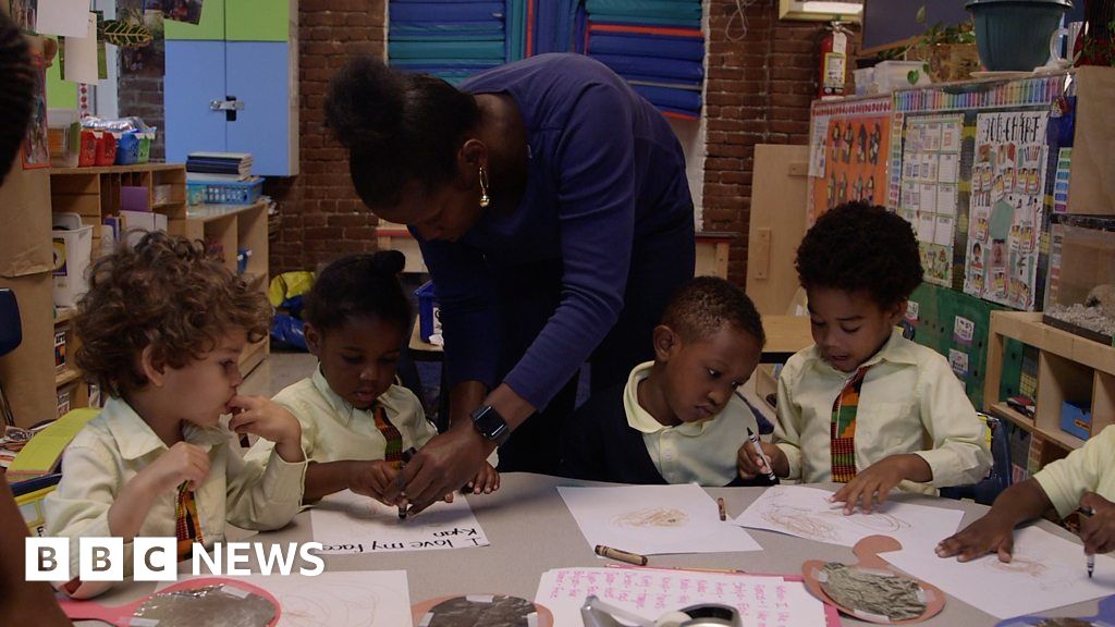 Afrocentric nursery school in Brooklyn - BBC News