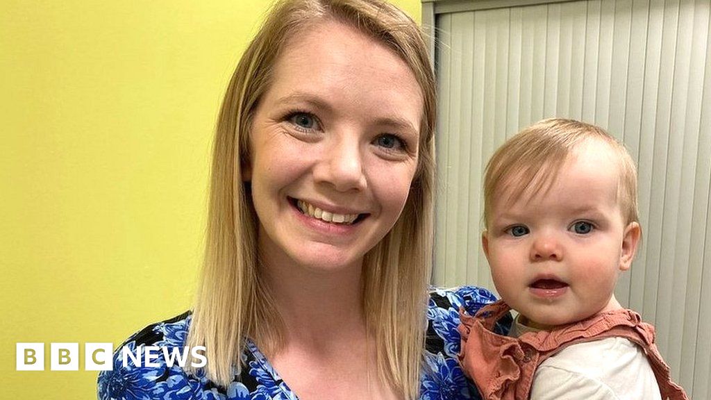 Babylab studying early years development opens at Bath Uni - BBC News