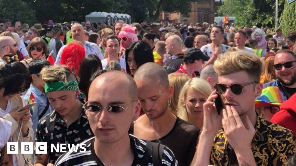 Pride organisers apologise over ticket chaos - BBC News