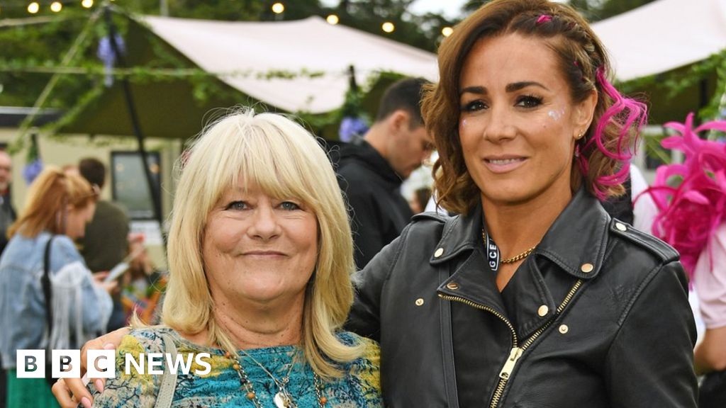 In Pictures: Flackstock returns to Berkshire for 2023 - BBC News