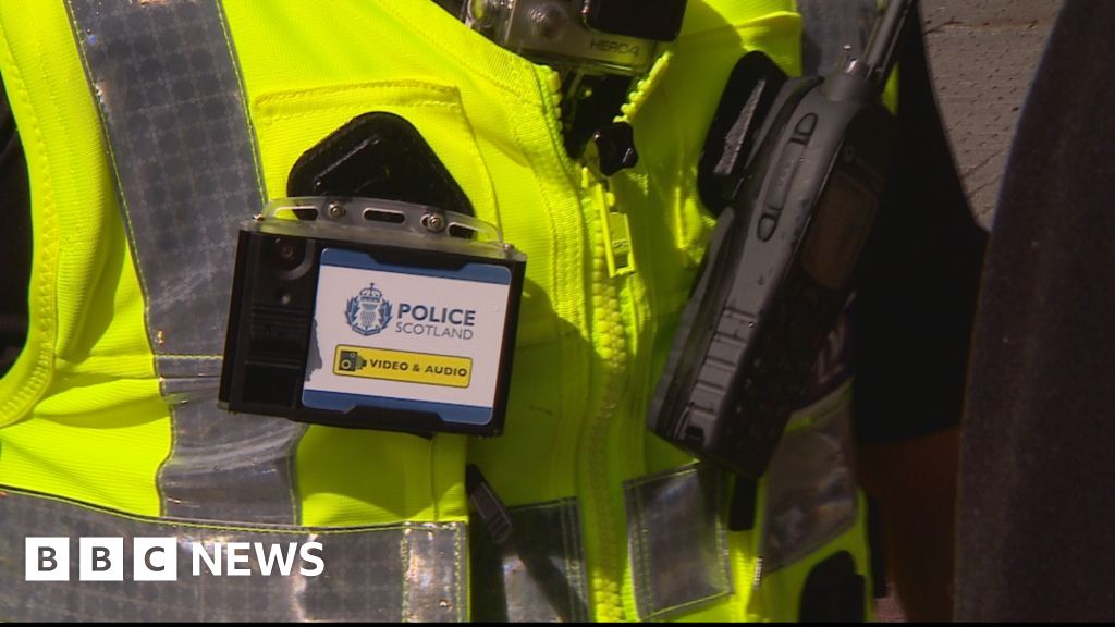 Issues with police body-worn camera system revealed - BBC News