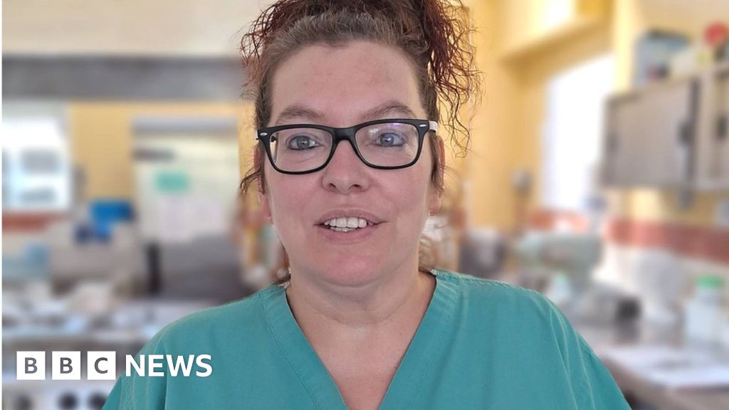 Pay carers same as NHS workers, Wales commissioner says - BBC News