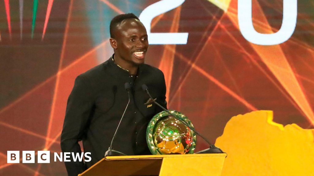 Sadio Mane reacts to winning Caf African Player of the Year - BBC News