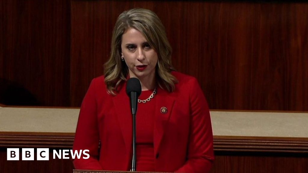 US congresswoman makes final speech to House