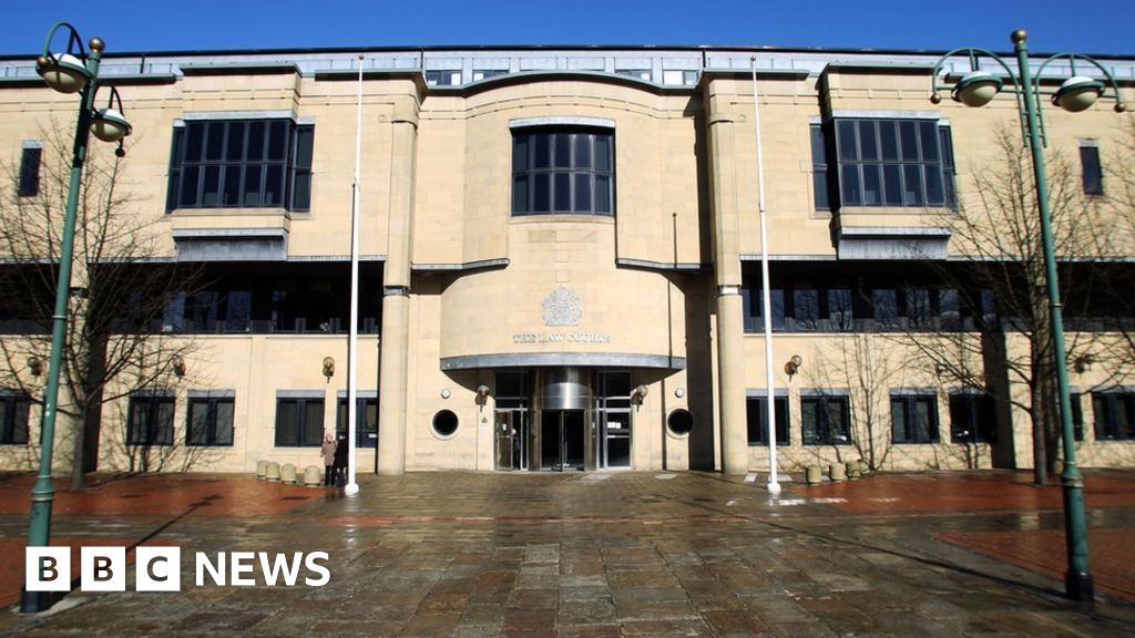 York school child protection officer who abused pupils jailed - BBC News