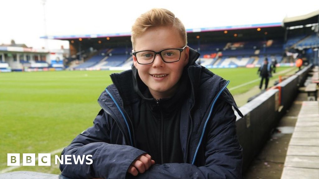 Junior Luton Town ambassador: My first word was 'hatter' - BBC News