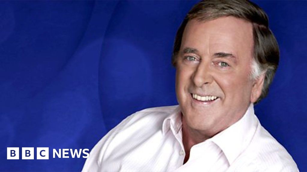 Sir Terry Wogan tributes from Lord Grade and Helen Boden - BBC News