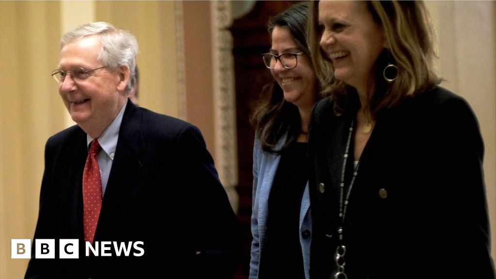 Tax bill: Trump victory as Senate backs tax overhaul - BBC News